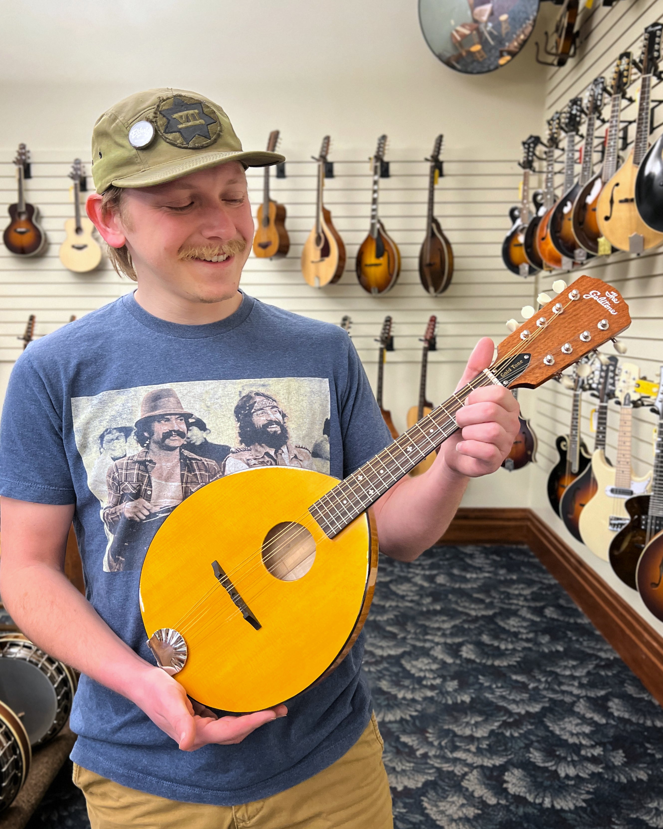 Gold Tone GM-10 Frypan Mandolin & Case – Elderly Instruments