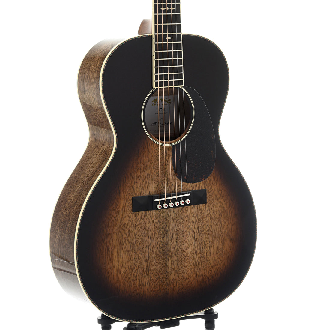 Martin CEO-9 Slope Shoulder 00 Guitar & Case